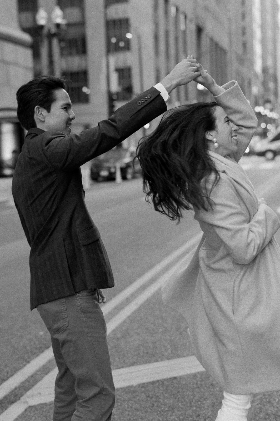 Chicago City Hall Elopement Photography | Ana & Chris